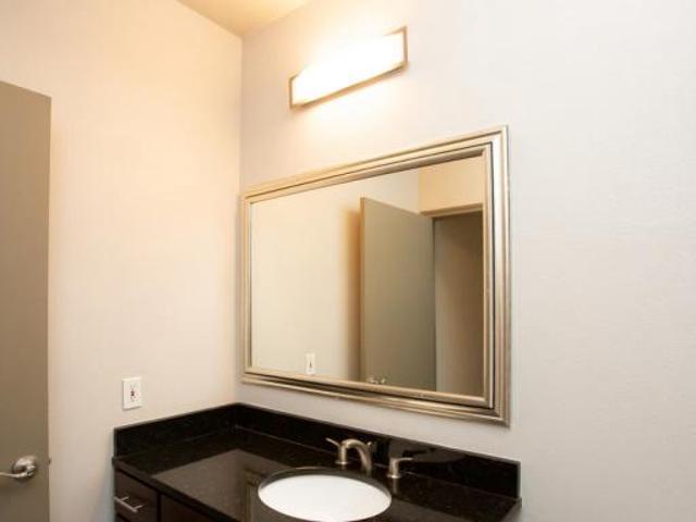 Austin TX 78701 77113780