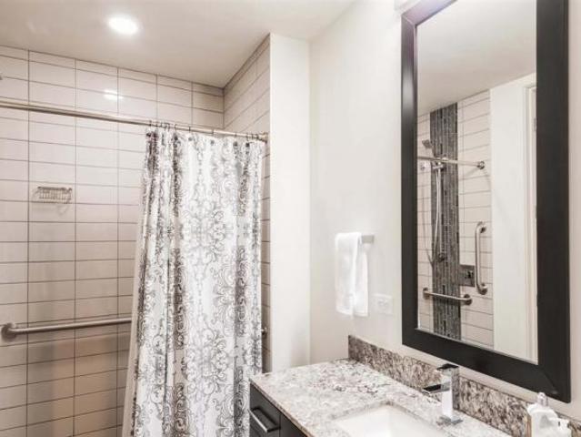 Austin TX 78703 LS77111985