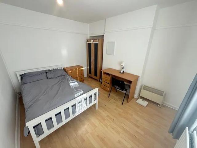 Austrey Avenue, Nottingham, NG9