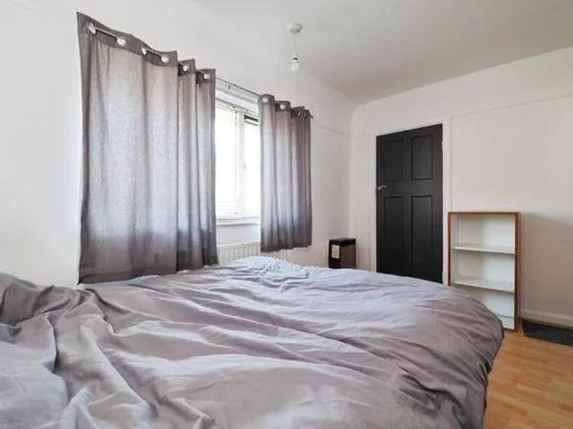 Austrey Avenue, Nottingham, NG9, Property for rent