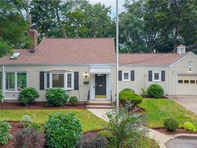 Ausdale Rd, Cranston, Home For Sale