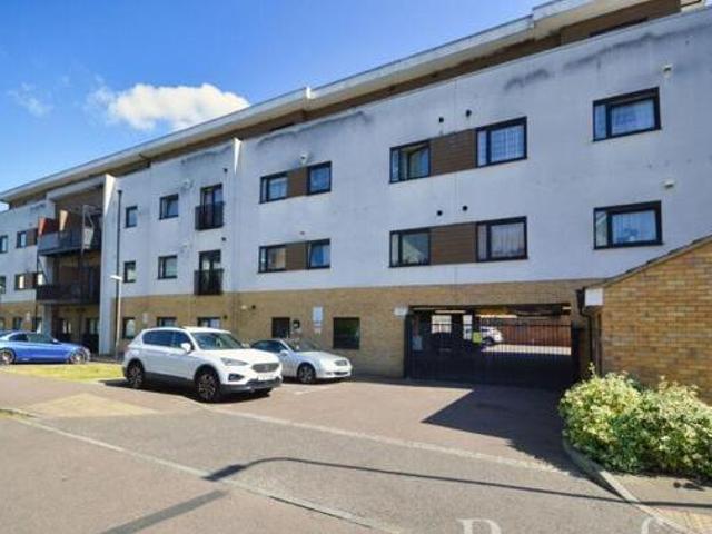 Autumn Court, Spring Gardens, 2 Bedroom Apartment