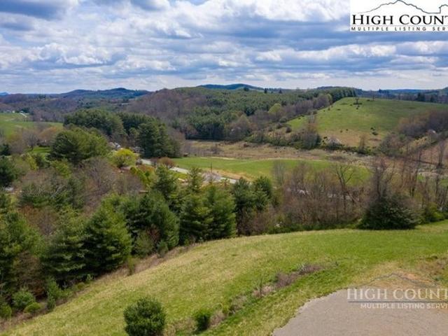 Autumn Glen Dr, Sparta, NC 28675