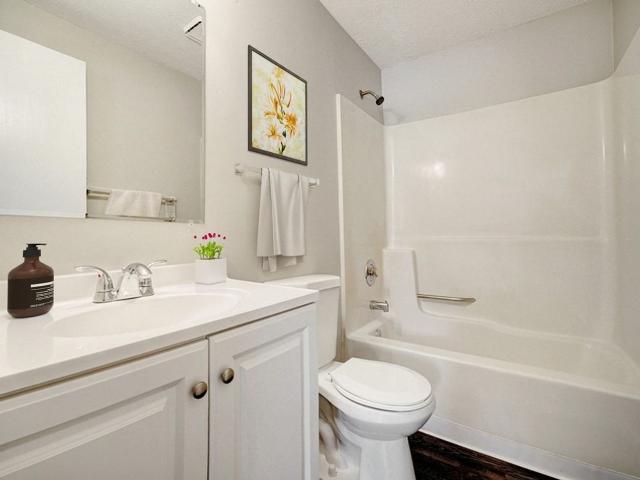 Autumn Hills Apartments 1 Bedroom Apartment for Rent at 2096 Quail Ct, Forest Park, OH 45240 Forest Park