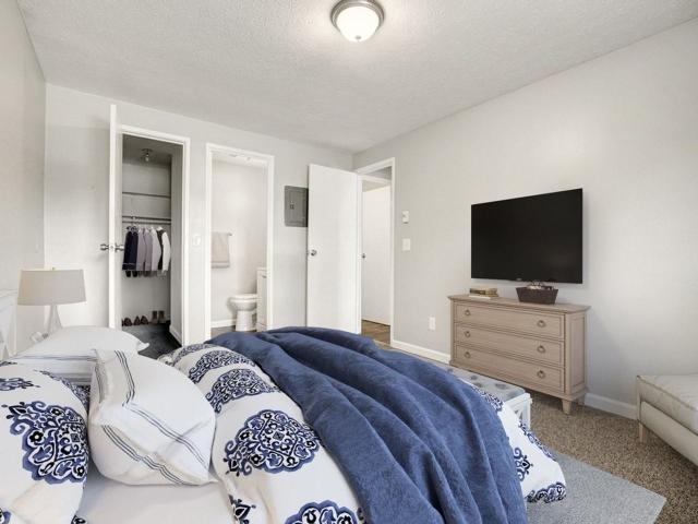 Autumn Hills Apartments 2 Bedroom Apartment for Rent at 2096 Quail Ct, Forest Park, OH 45240 Forest Park