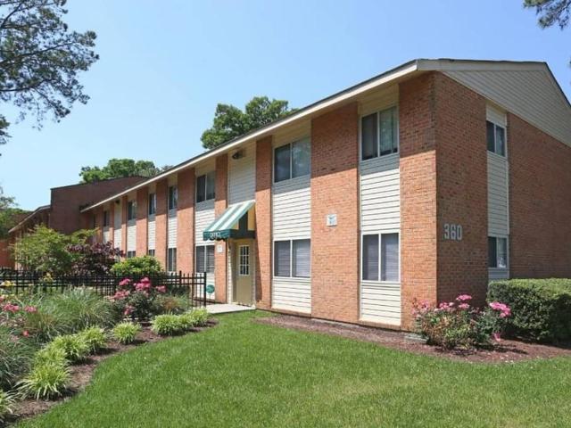 Autumn Lakes Apartments 2 Bedroom Apartment for Rent at 372 Beechmont Dr, Newport News, VA 23608 Epes
