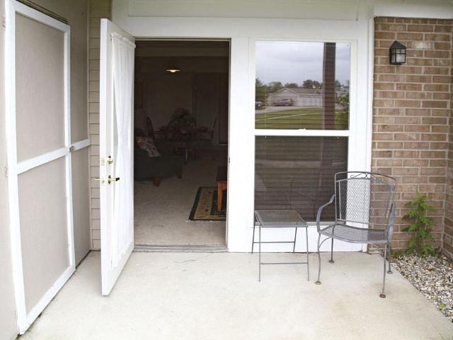 Autumn Lakes Apartments and Townhomes 2 Bedroom Apartment for Rent at 1109 Hidden Lakes Dr, Mishawaka, IN 46544