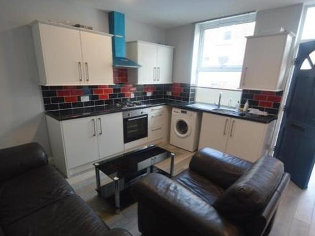 Autumn Street, Leeds, 3 Bedroom Terraced