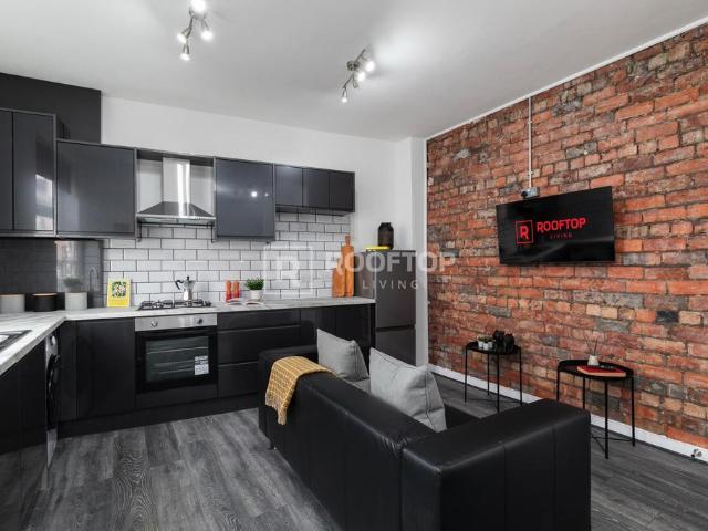 Autumn Place, Leeds LS6 2 bed flat to rent £1,725 pcm £398 pw