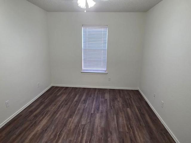 Autumn Ridge 2 BR/2 BA 2 Bedroom Apartment for Rent at 2101 82nd St, Lubbock, TX 79423