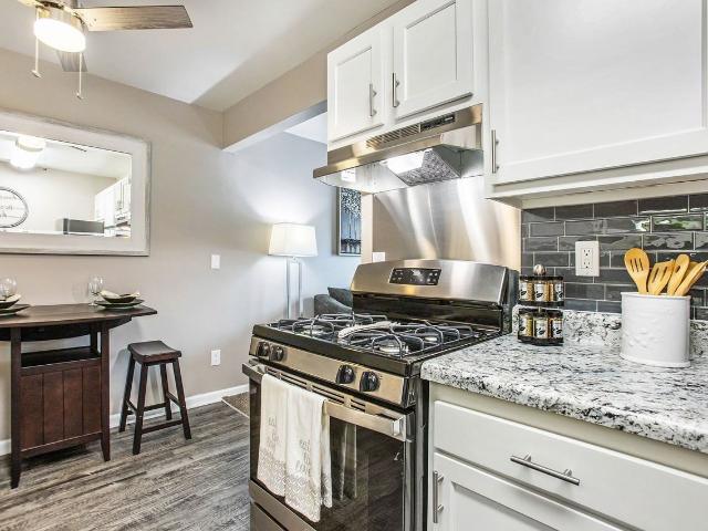 Autumn Ridge Apartment Homes 2 Bedroom Apartment for Rent at 3902 Mayfield Ave Ne, Grand Rapids, MI 49525