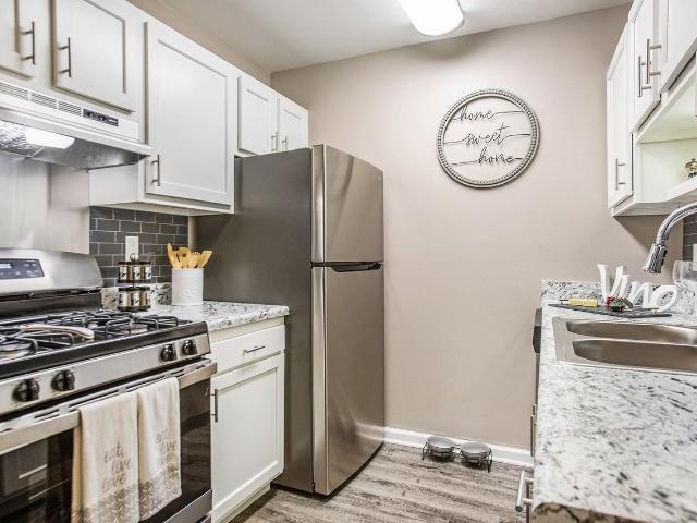 Autumn Ridge Apartment Homes 2 Bedroom Apartment for Rent at 3902 Mayfield Ave Ne, Grand Rapids, MI 49525