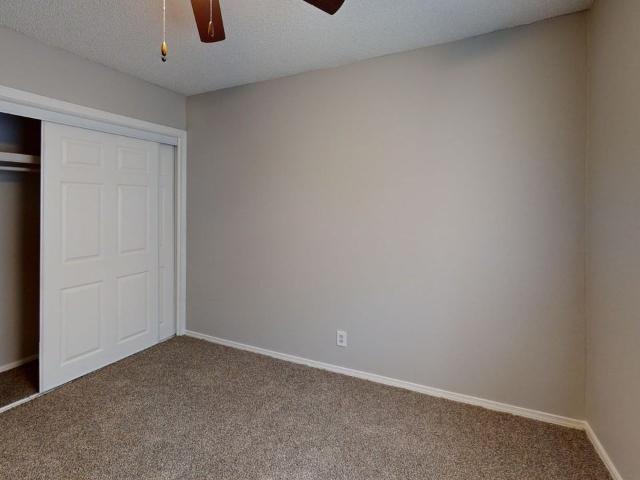 Autumn Ridge Apartments 3 Bedroom Apartment for Rent at 1713 S Memorial Dr, Tulsa, OK 74112 O'Connor Park