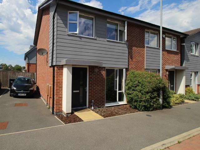 Autumn Way, Beeston, Nottingham, Nottinghamshire NG9, Room to rent, £515 pcm | PrimeLocation