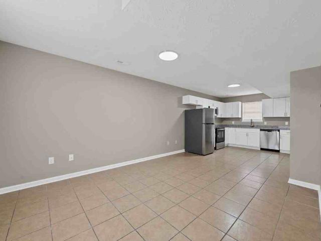 Autovilla Townhomes 2 Bedroom Apartment for Rent at 636 Westport Rd, Elizabethtown, KY 42701