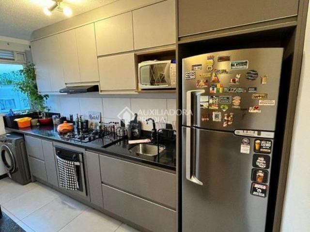 Auxiliadora Predial Novo Hmaburgo vende apartamento de 2 dormitórios com garagem no Operário