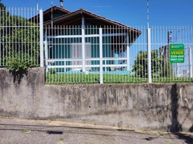 Auxiliadora Predial São Leopoldo vende linda casa de esquina no Bairro Santa Teresa em São Leopoldo