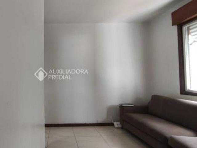 Auxiliadora Predial vende, ótimo apartamento de dois dormitórios