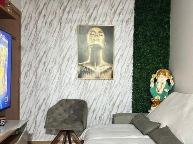 Auxiliadora Predial vende apartamento com dois quartos