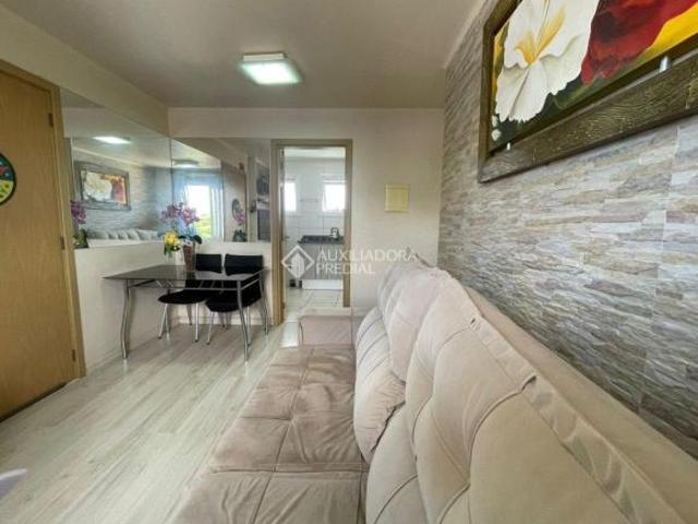 Auxiliadora Predial Vende apartamento de dois dormitorios