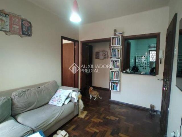 Auxiliadora Predial vende apartamento de 2 dormitórios, cozinha.copa,living.closet, de frente c