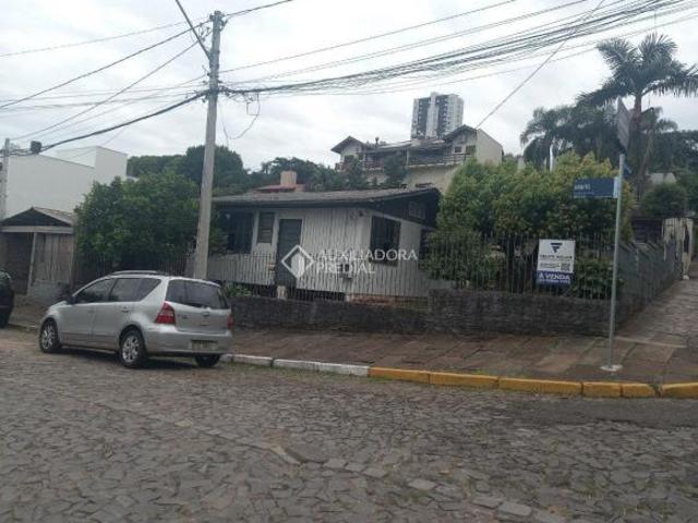 Auxiliadora Predial vende terreno na Gomes Portinho