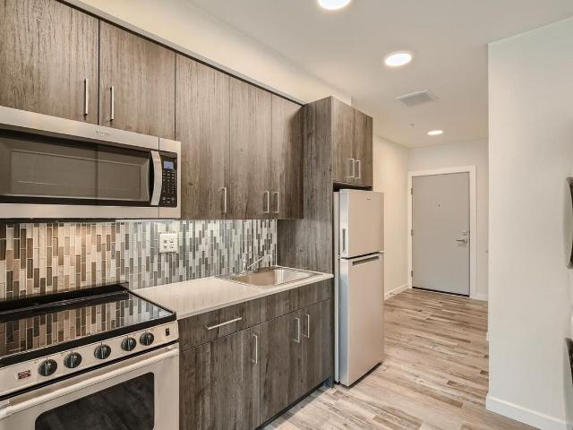 AV Lofts Studio Apartment for Rent at 1942 Fawcett Ave, Tacoma, WA 98402 New Tacoma