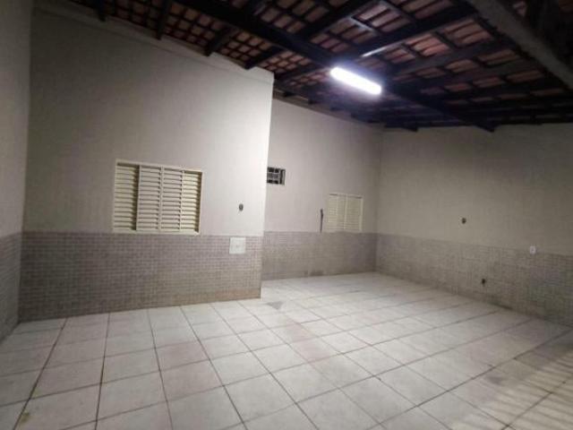 AV. Ponte Alta QD. 404 Casa de 3qtos suíte copa cozinha sozinha no lote Aceita financiamento/Fgt