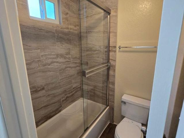 AVOCADO 2 Bedroom Apartment for Rent at 221 Avocado St, Costa Mesa, CA 92627 Central Costa Mesa