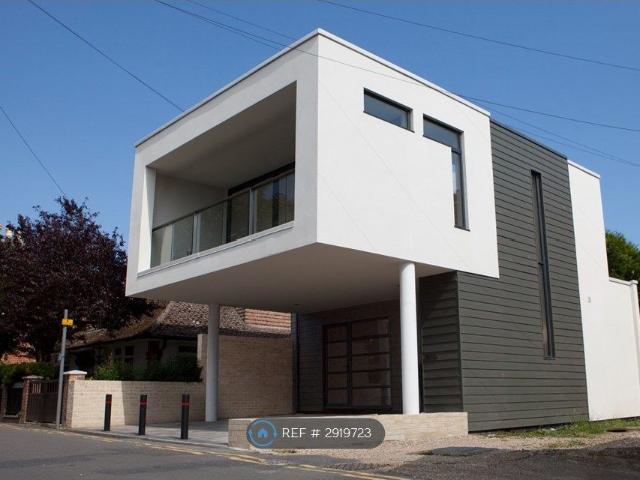 Avon Buildings, Christchurch BH23, 2 bed detached house to rent, £1,800 pcm | PrimeLocation