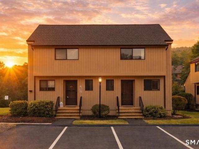 Avon Ct Unit,beacon Falls, Home For Sale