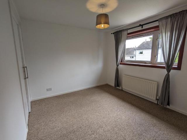 Avon Grove, Penicuik Ref: 00000268
