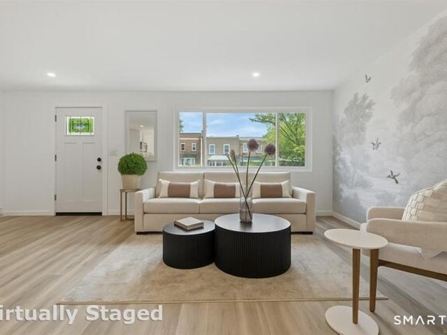 Avon Ln, Stamford, Home For Sale