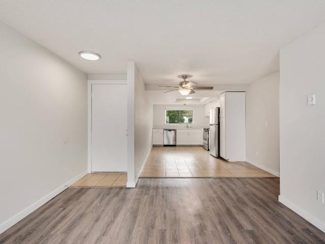 Avon Park 1 Bedroom Apartment for Rent at 231 S 177th Pl, Burien, WA 98148