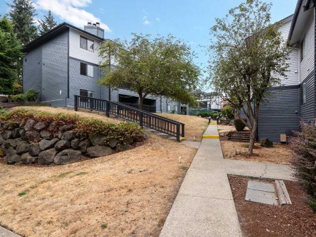 Avon Park 1 Bedroom Apartment for Rent at 231 S 177th Pl, Burien, WA 98148