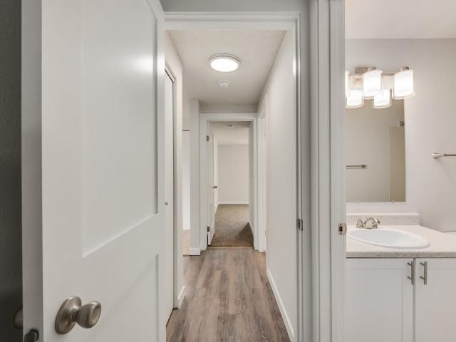 Avon Park 1 Bedroom Apartment for Rent at 231 S 177th Pl, Burien, WA 98148