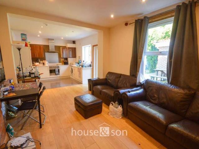 Avon Road, Charminster, BH8