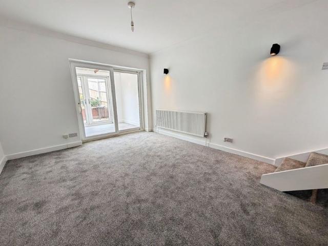 Avon Road, Southampton, SO18