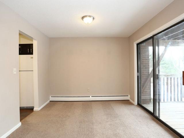 Avon Woods Apartments 1 Bedroom Apartment for Rent at 64 Avonwood Rd, Avon, CT 06001
