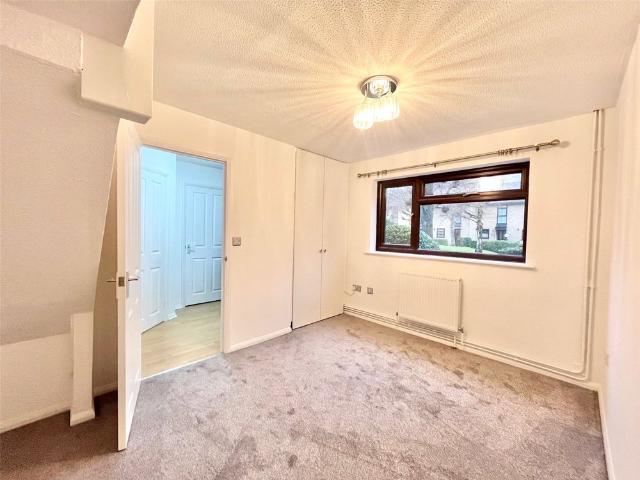Avondale, Ash Vale, Surrey, GU12