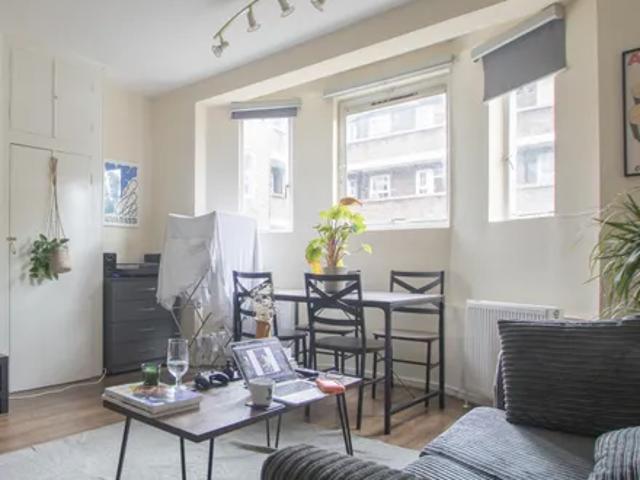Avondale House, Avondale Square, London, SE1 5EU, United Kingdom | 3 bed apartment for rent #154589753 | Rentberry
