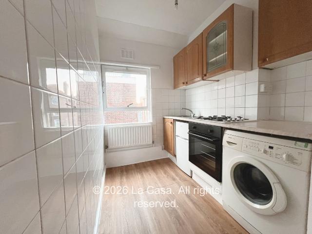 Avondale House, Avondale Square, London SE1, 3 bed flat to rent, £2,600 pcm | PrimeLocation