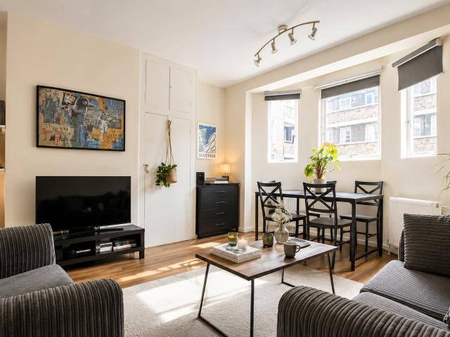 Avondale House, London, se1
