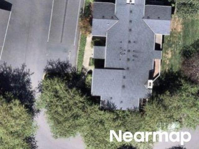 Avondale Rd NE Apt F111
