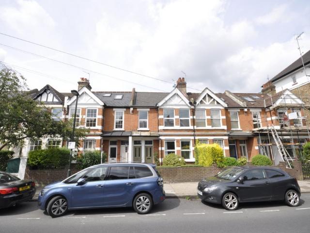 Avondale Road, Mortlake SW14, 3 bed maisonette to rent, £2,500 pcm | PrimeLocation