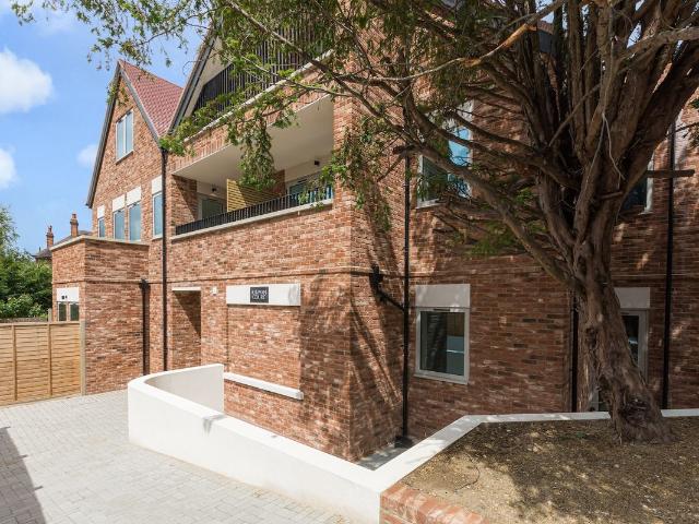 Avondale Road, Bromley BR1, 1 bed flat to rent, £1,500 pcm | PrimeLocation