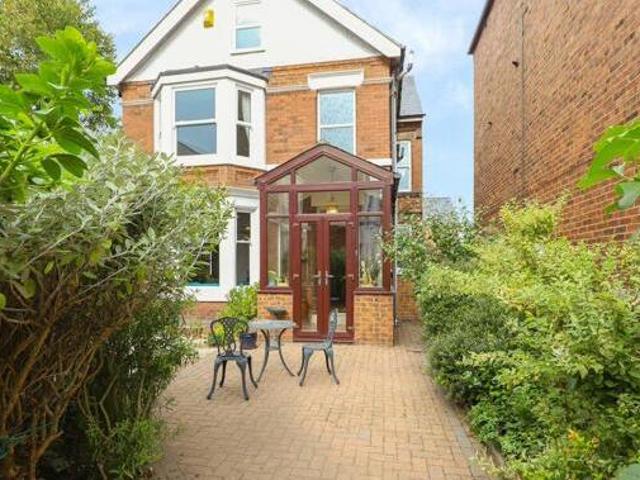 Avondale Road, Chesterfield, 4 Bedroom Detached