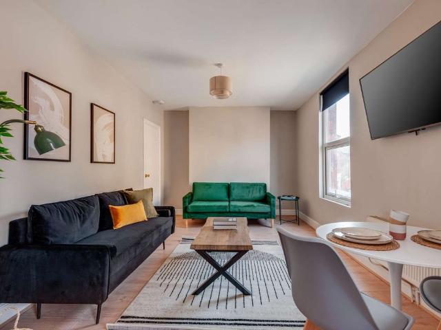 Avondale Road Room 6
