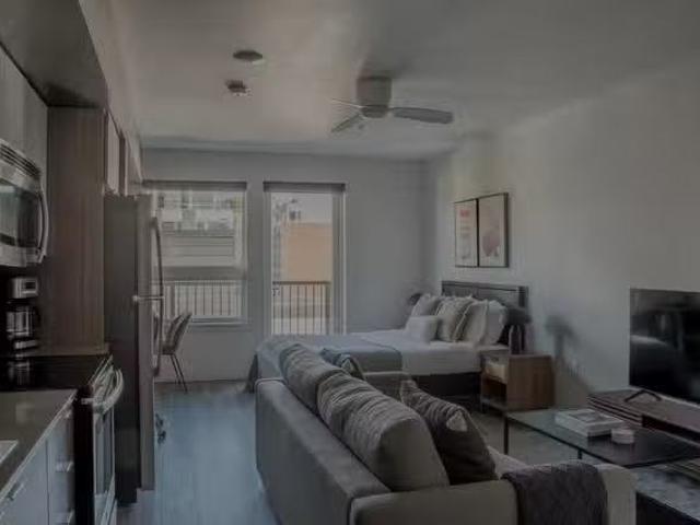 AVA Capitol Hill, 1530 Belmont Ave, Pike/Pine Studio 1 Bath