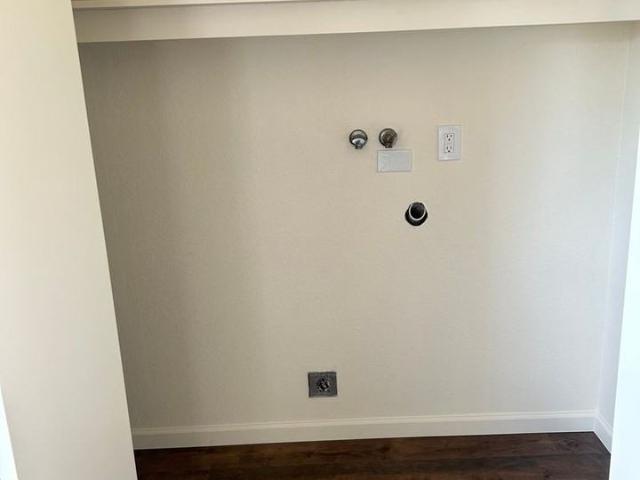 Ava Apartments 2 Bedroom Apartment for Rent at 1208 Newberg Hwy, Woodburn, OR 97071